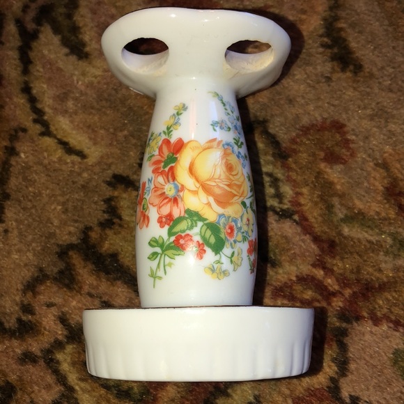 Vintage | Accents | 96s Vtg Royal Crown Toothbrush Holder | Poshmark